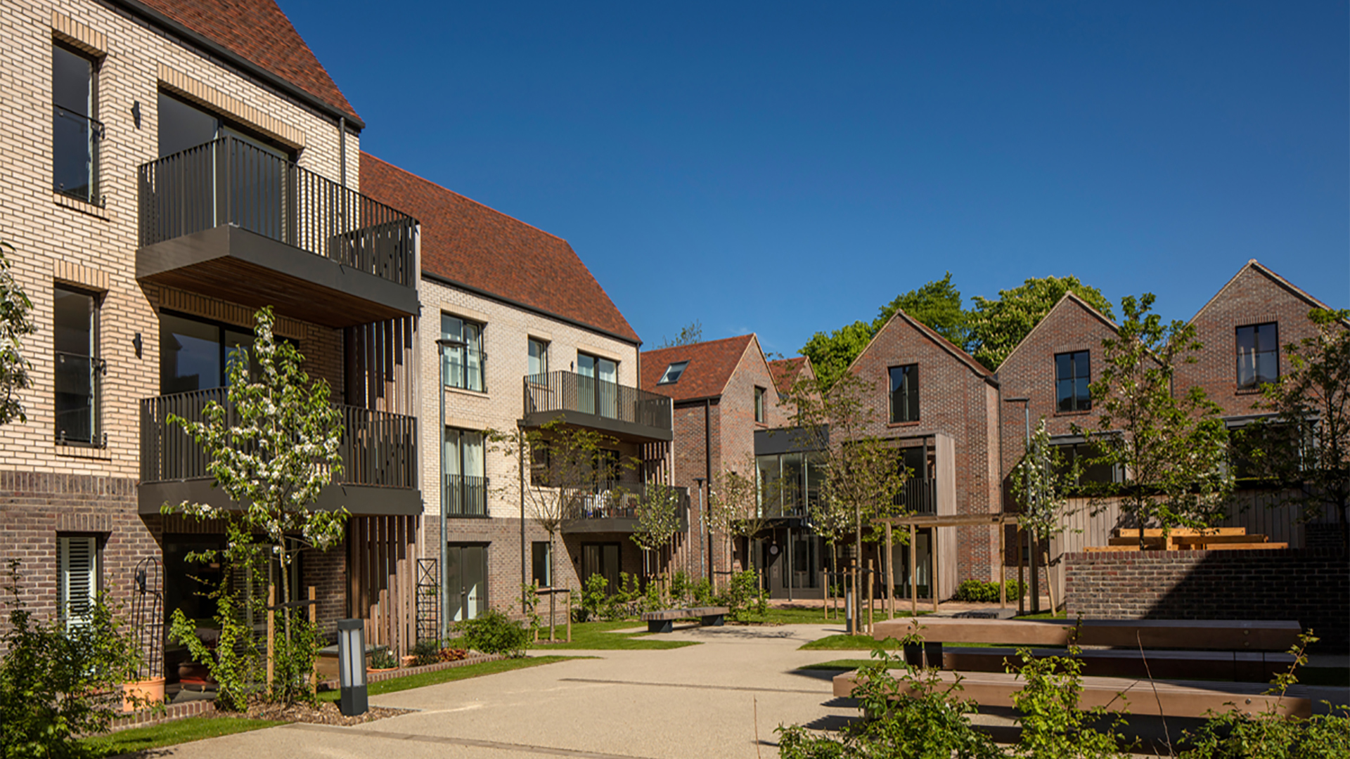 Woodside Square, Muswell Hill, London - BDA