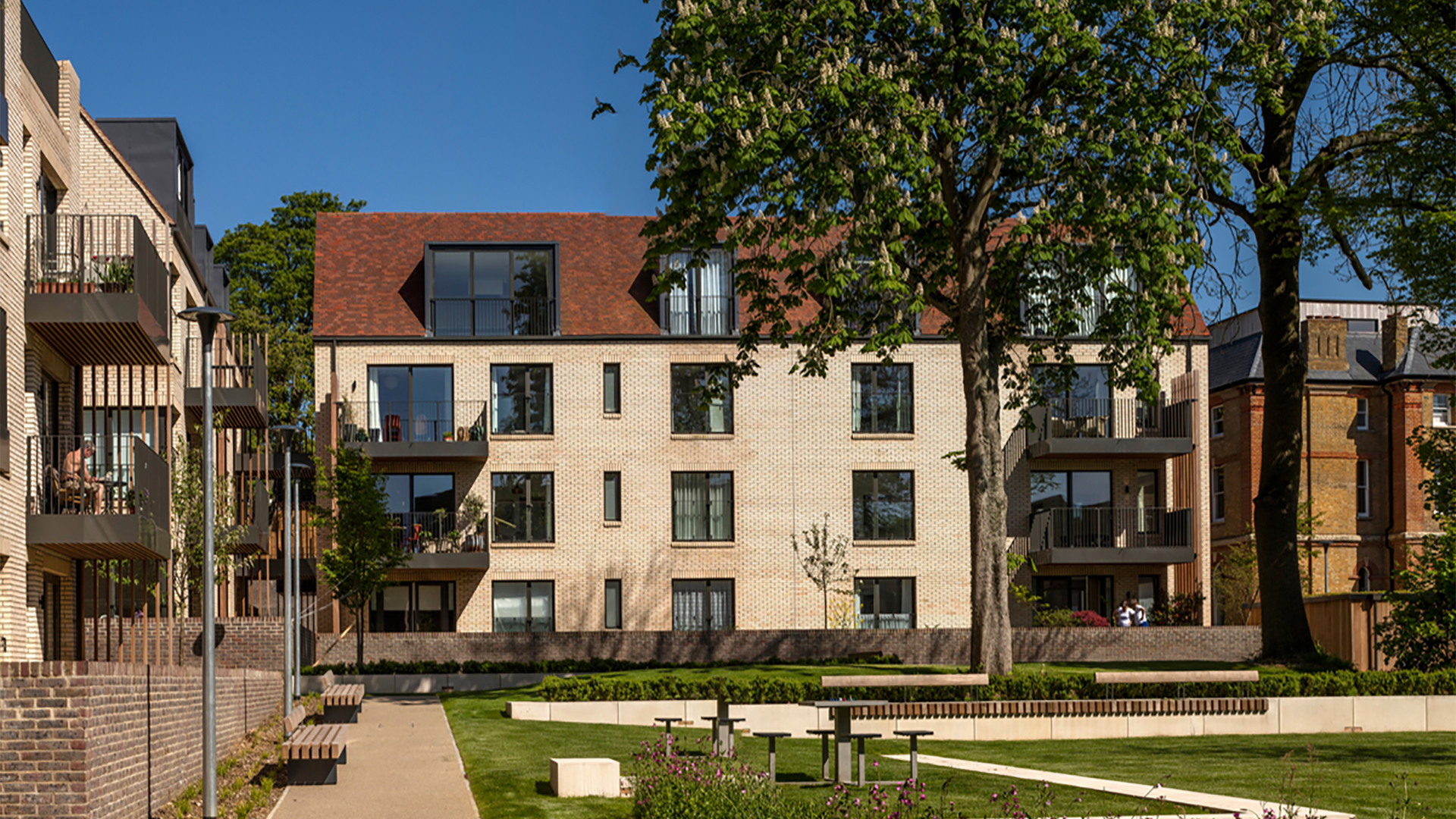 Woodside Square, Muswell Hill, London - BDA