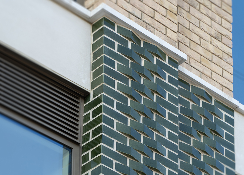 Royal Eden Docks Phase 2 - BDA