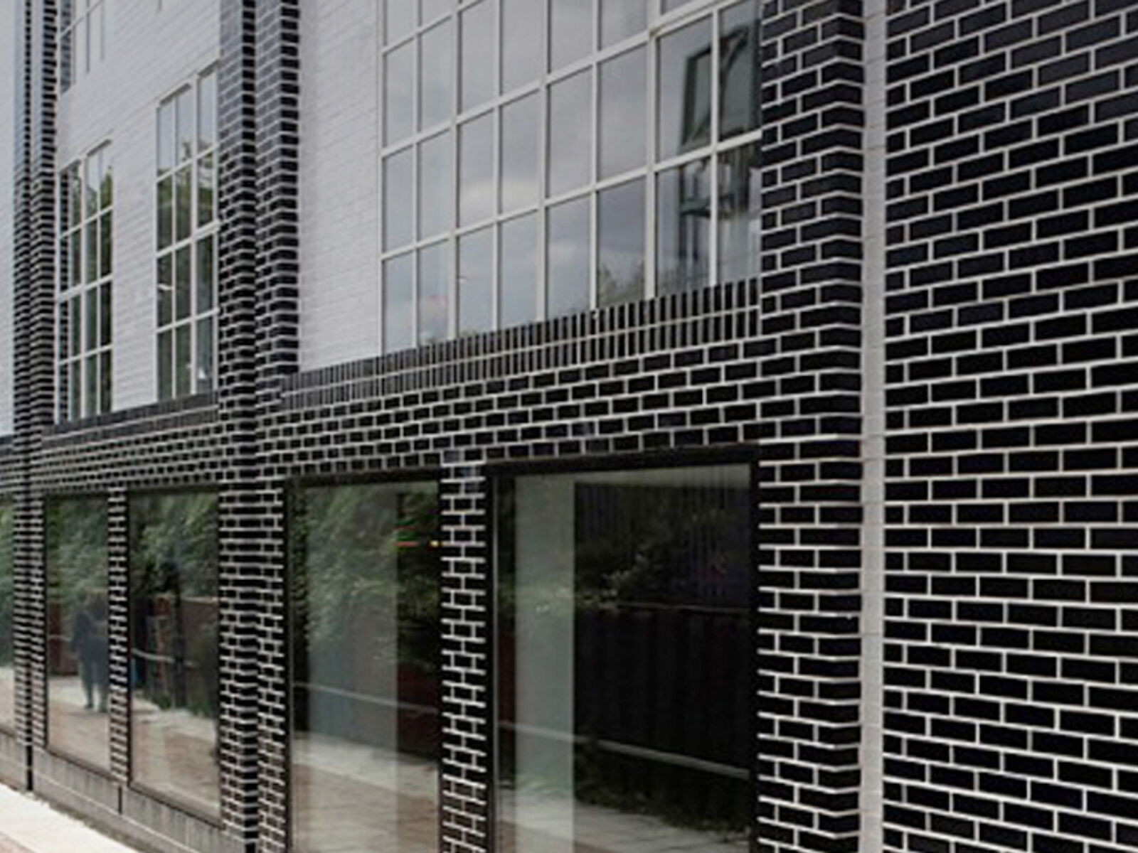 Brick in full colour - BDA