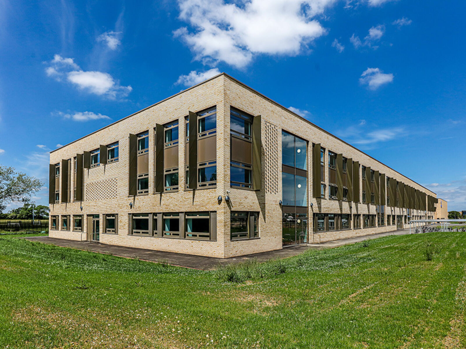 Watling Academy, Milton Keynes - BDA