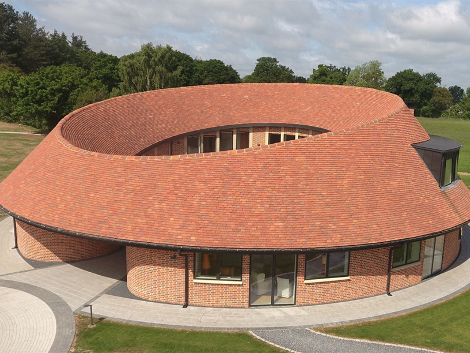 Ten Oaks, Nr. Bovingdon, Chilterns, UK - BDA