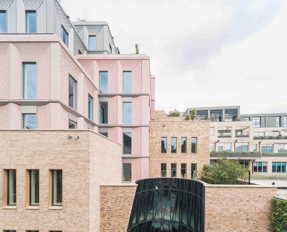 Ilona Rose House - BDA